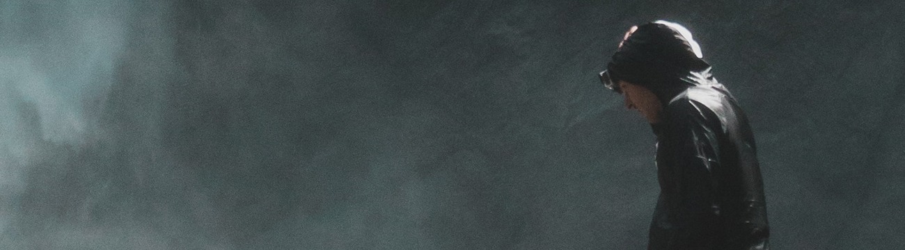 Outrange戶外裝備 - 紅龍柱、告示牌、雨衣、防水包、拒馬::部落格::雨衣怎麼挑？必備功能解析！